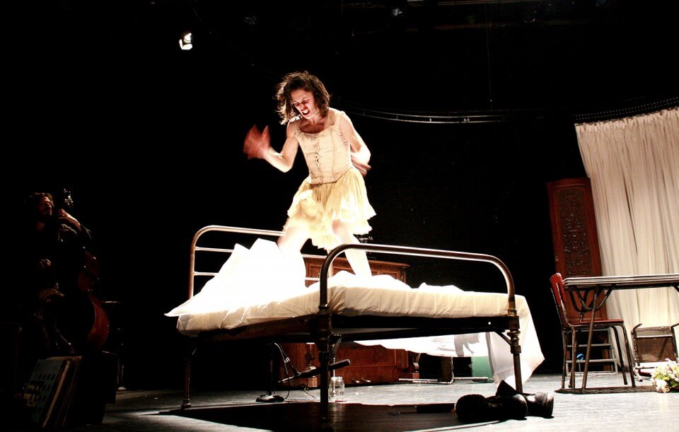 Teac Damsa | Helen + Hell - Teac Damsa